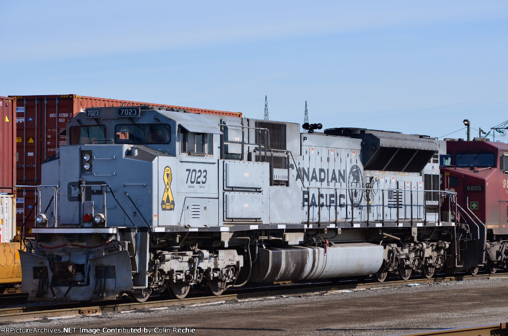 Heritage unit, CP 7023 roster shot in the fuelling spur at Robert's Bank